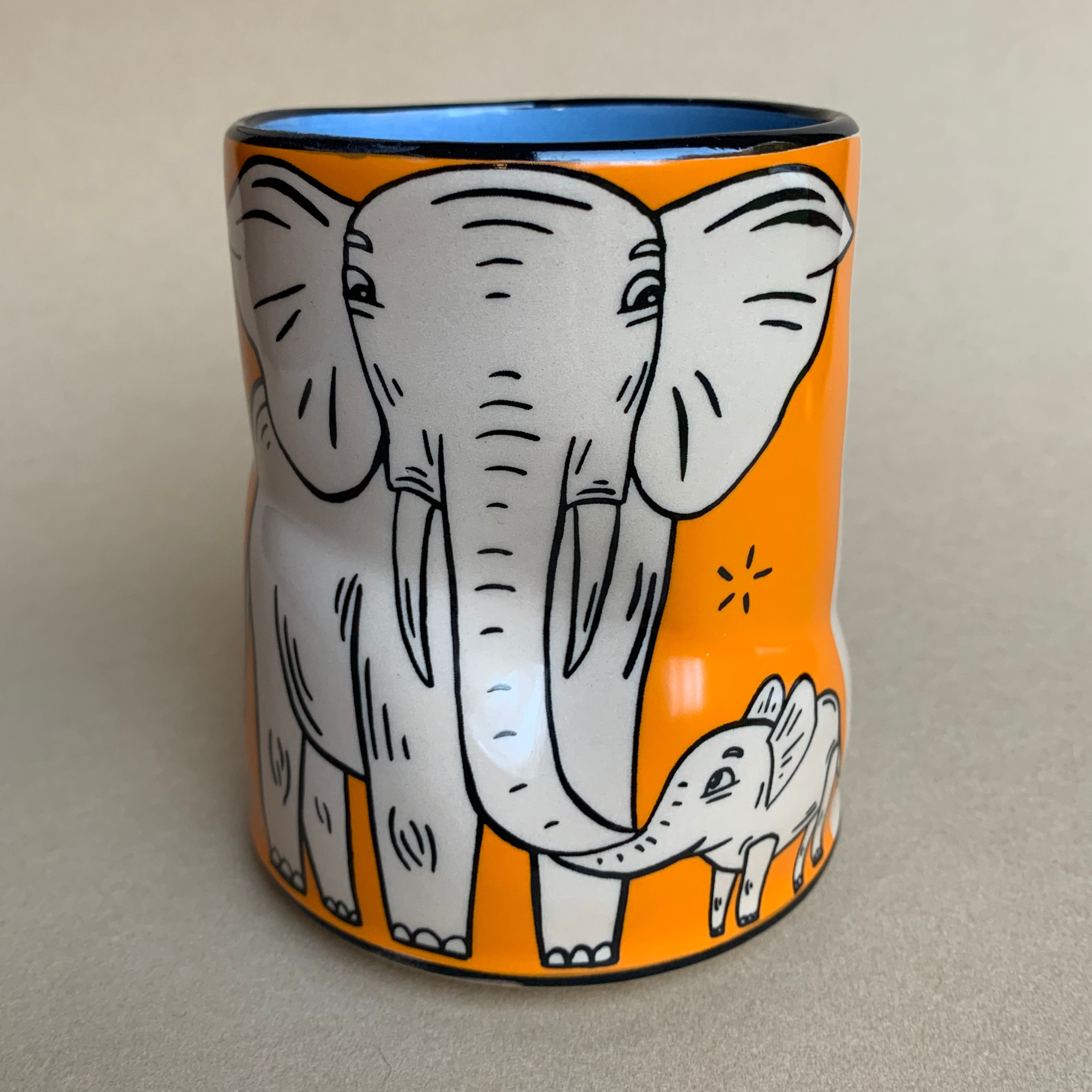 elephant pipe mug
